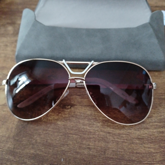 Accessories | Aviator Sunglassesgold Rims | Poshmark